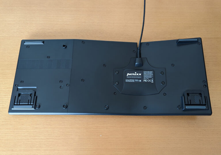 Perixx PX Ergo Mech PERIBOARD-535 レビュー － エルゴノミクスデザインのメカニカルキーボードを試す！