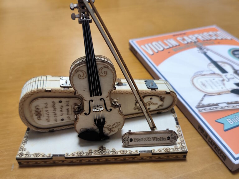 ROBOTIME ROKR Magic Cello AMK63 レビュー － 最高のデザインとオルゴールの音色に酔いしれる、木製3Dパズルの ...