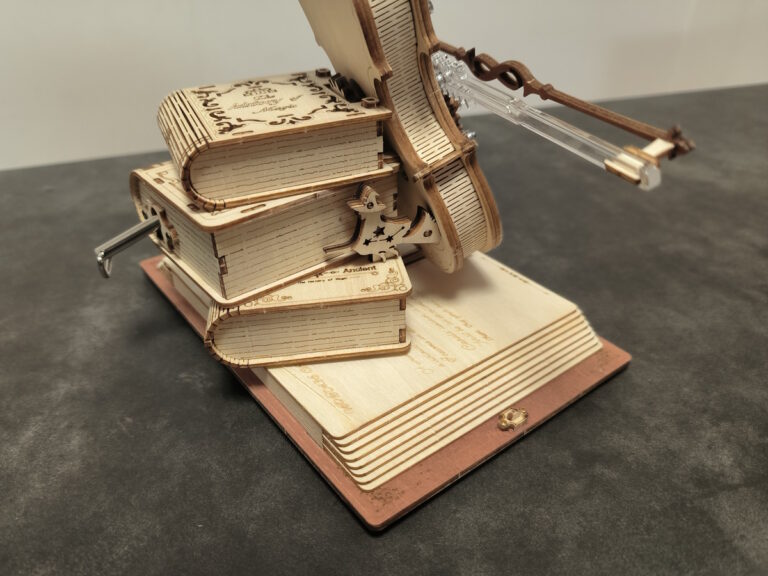 ROBOTIME ROKR Magic Cello AMK63 レビュー － 最高のデザインとオルゴールの音色に酔いしれる、木製3Dパズルの ...
