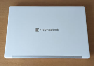 dynabook GZ/HW（Gシリーズ） レビュー － 13.3インチで重さ800 g台の超軽量モバイルノート。「パールホワイト」の筐体色がとってもキレイです！