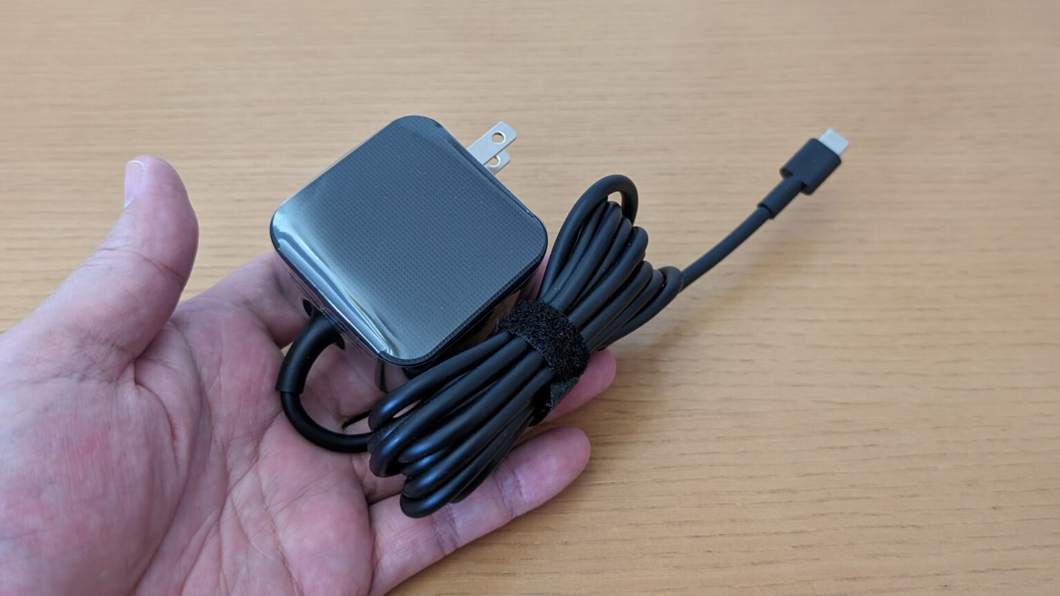 ASUS Chromebook CM30 Detachable (CM3001DM2A) レビュー － コンパクトサイズでタブレットとしても ...